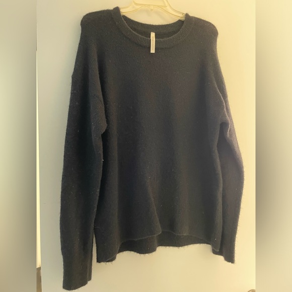 Babaton | Sweaters | The Group Babaton Aritzia Black Sweater | Poshmark